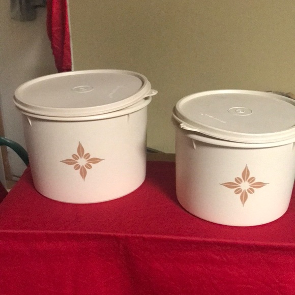 Tupperware | Kitchen | Set Of Two Tan Storage Tupperware Containers ...